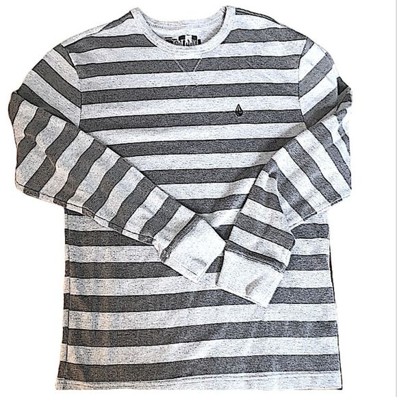 Volcom | Shirts | Mensvolcom Waffle Ls Thermal Excellent Condition Size ...